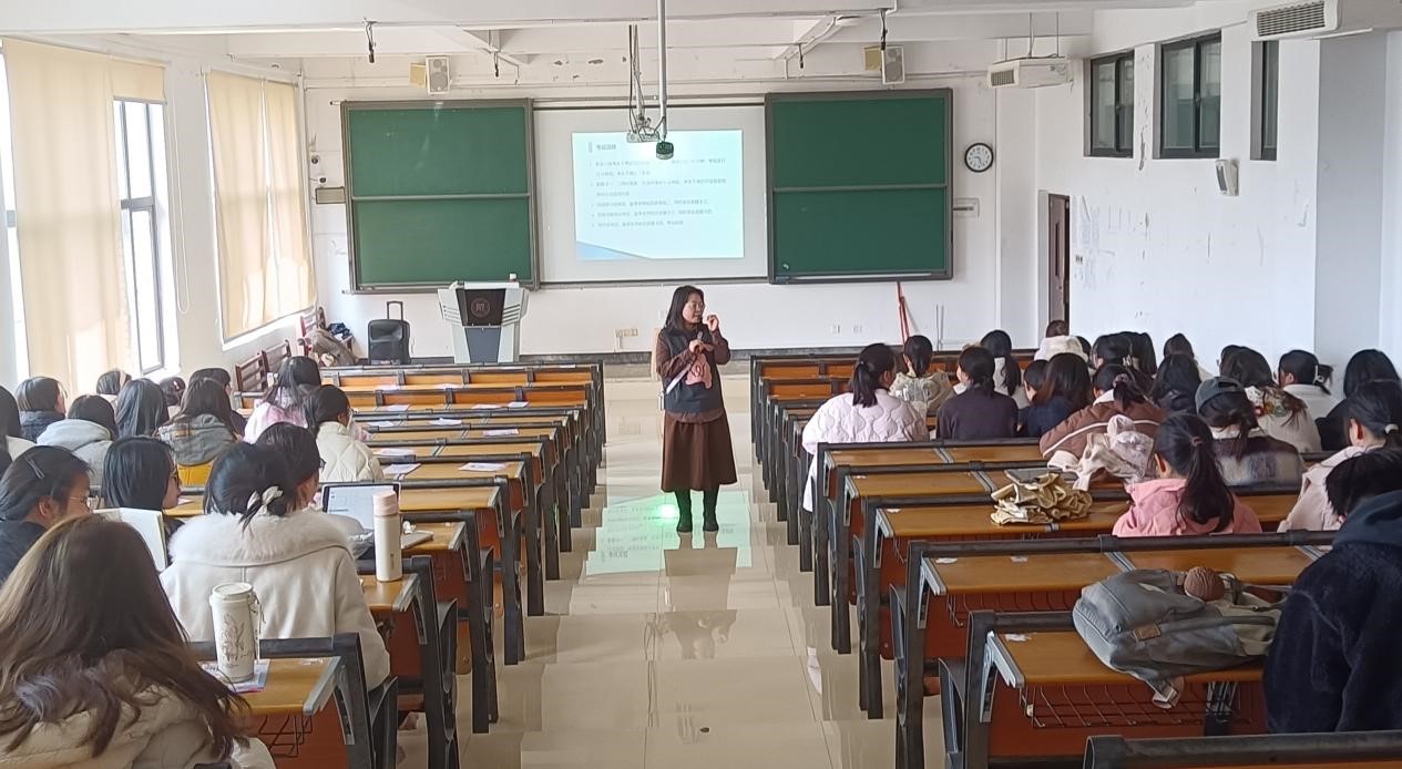 外国语学院开展英语专业八级（TEM-8）考试指导讲座-外国语学院